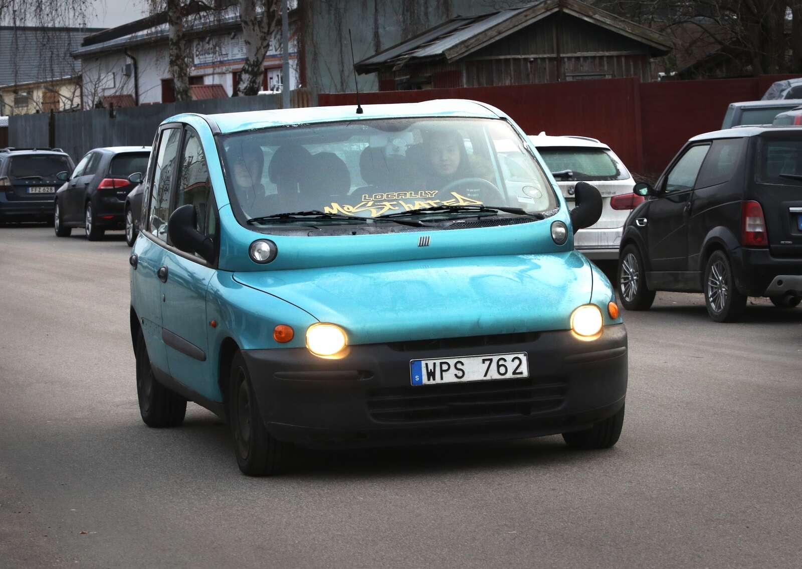 Mariestads-Tidningen - De köpte världens fulaste bil: ”Vi vill göra den ...