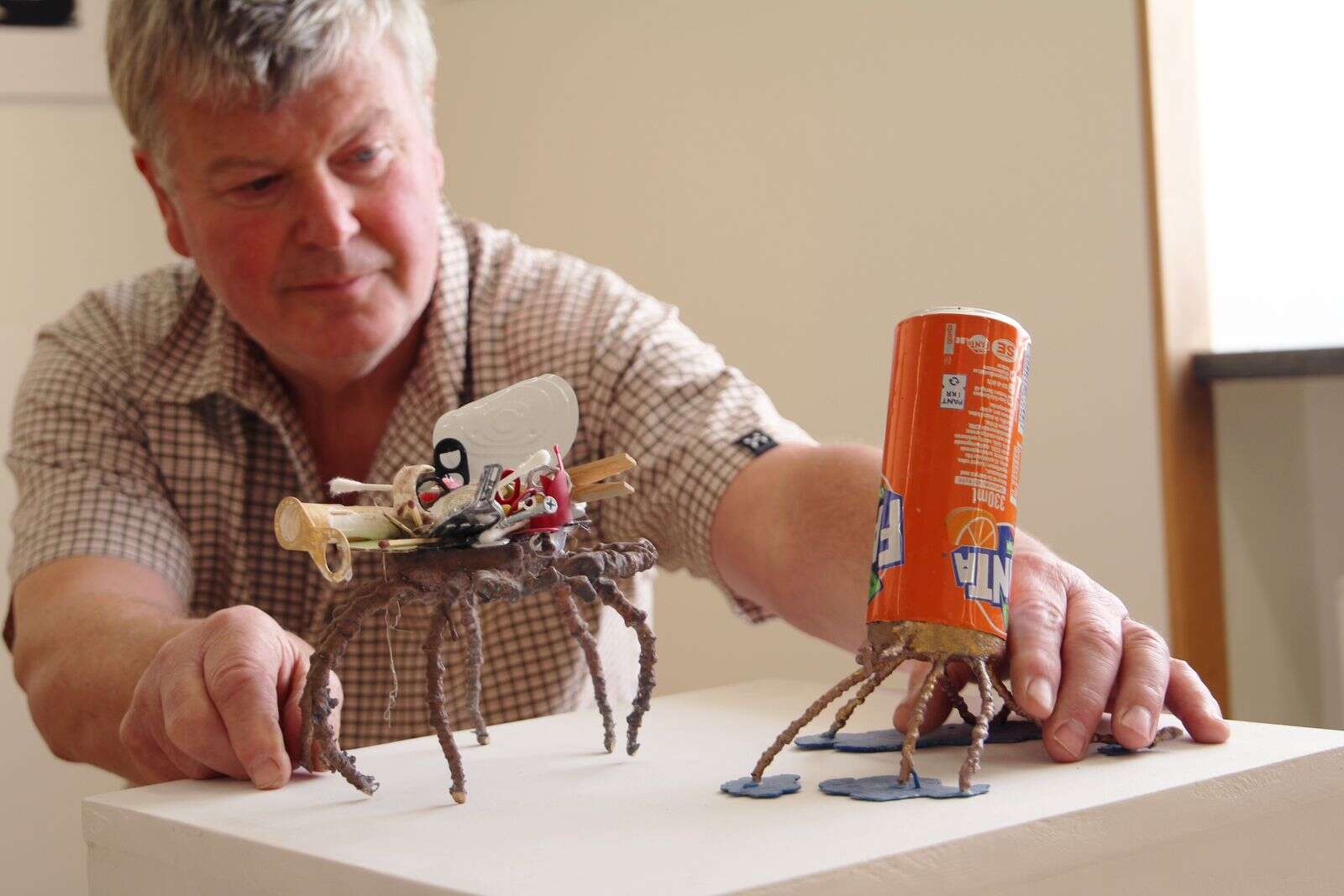 KT-Kuriren - Mode och bläckfiskar i årets sommarutställning