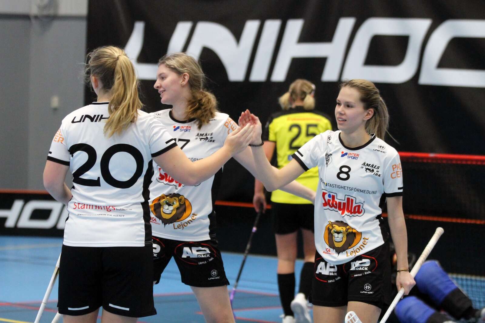 PD - Lyckad Blixt-visit – Åmål/Billingsfors slog Deje med 6–3