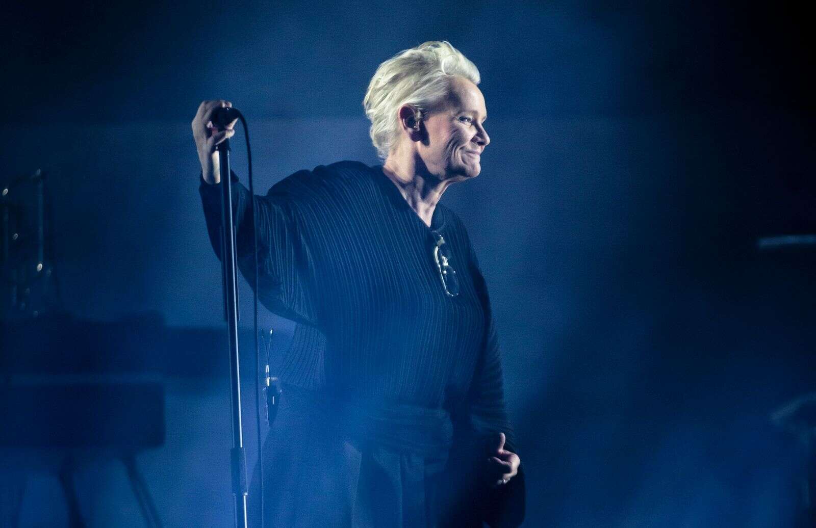 NWT - Recension: Nostalgiskt och medryckande med Eva Dahlgren